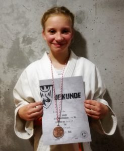 Lisa Klinke erkämpft Bronze bei der Westfalenmeisterschaft | 1. JJJC ...